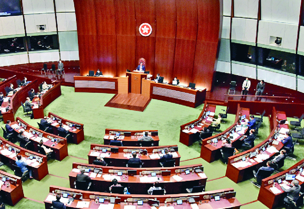 Keep Legco status quo for a year