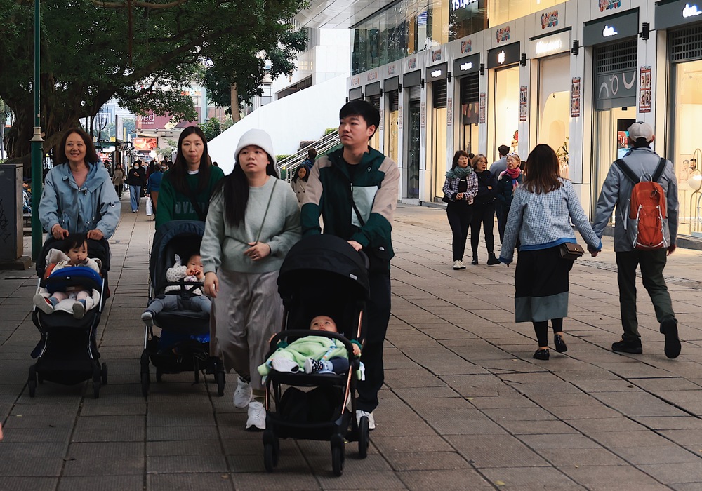 Teething worries for baby scheme