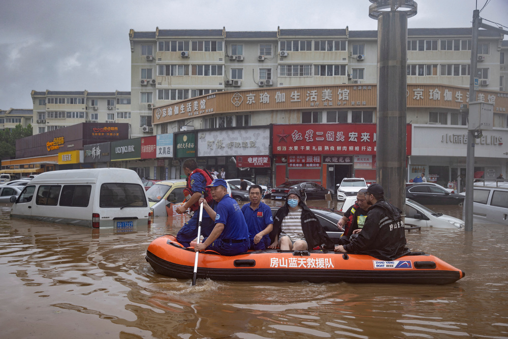 Massive relief effort as Doksuri pummels Beijing