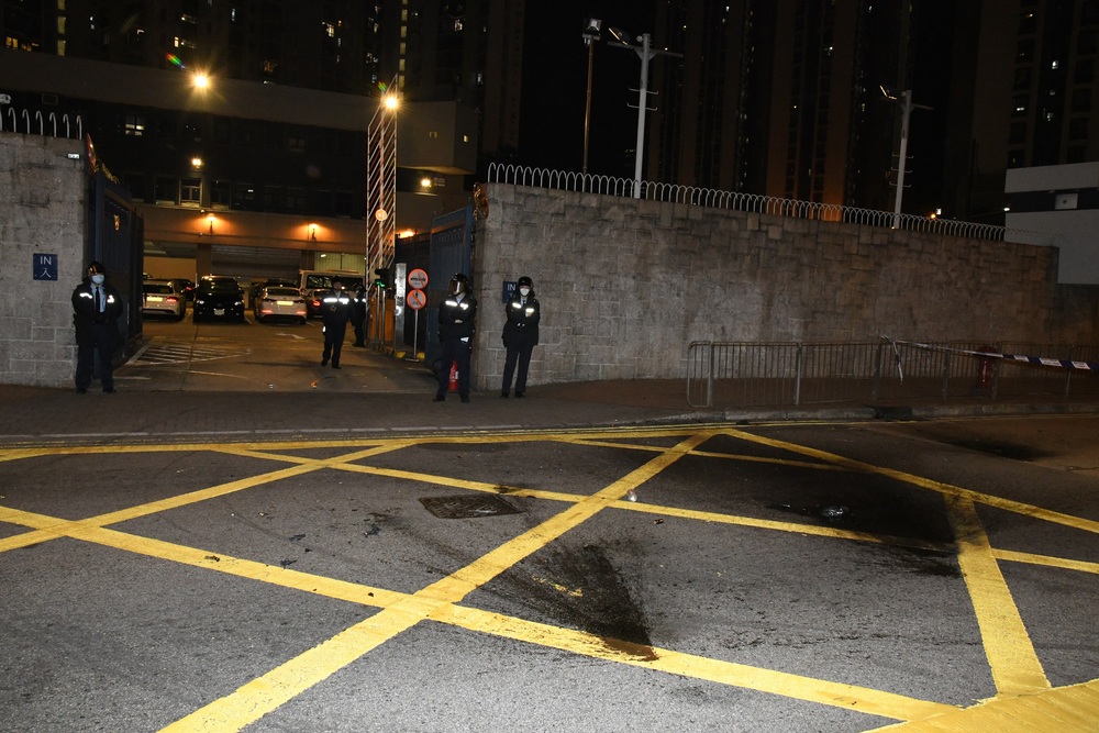 Man gets 32 months in jail for setting fire outside police station