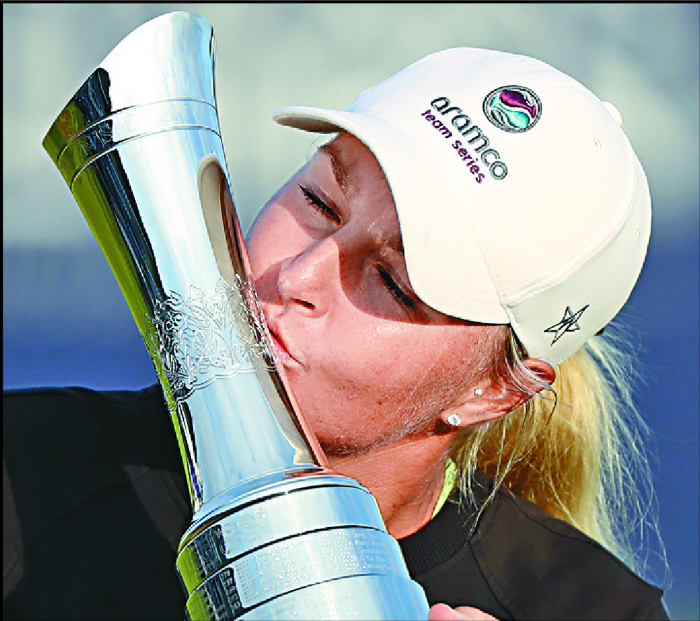 Swede ends title drought in style