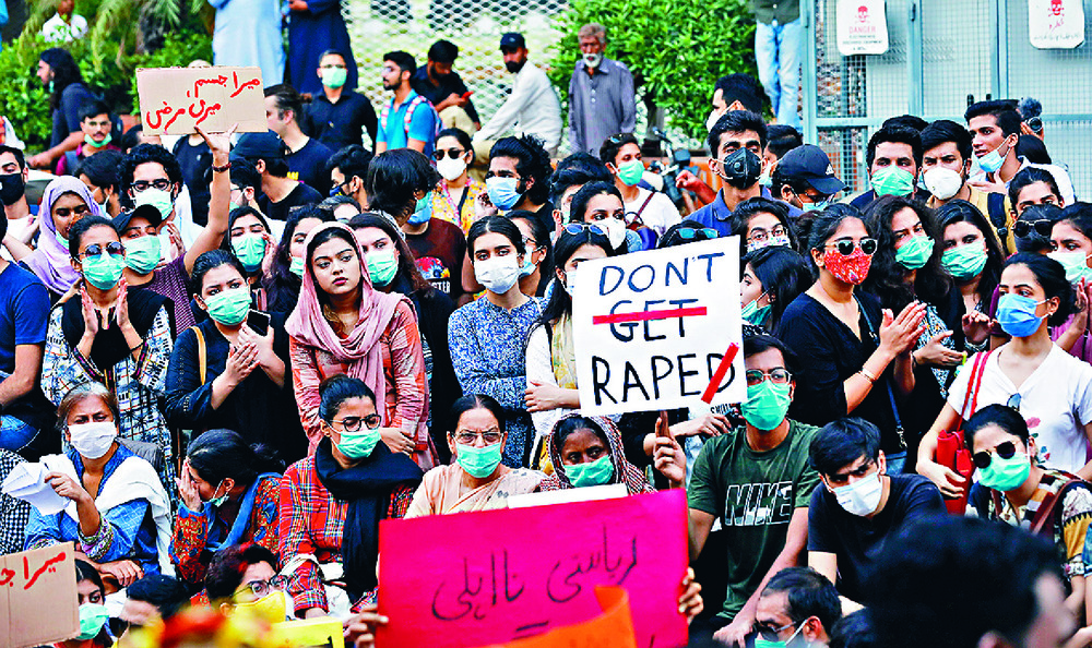 Rising pressure to end 'virginity testing'