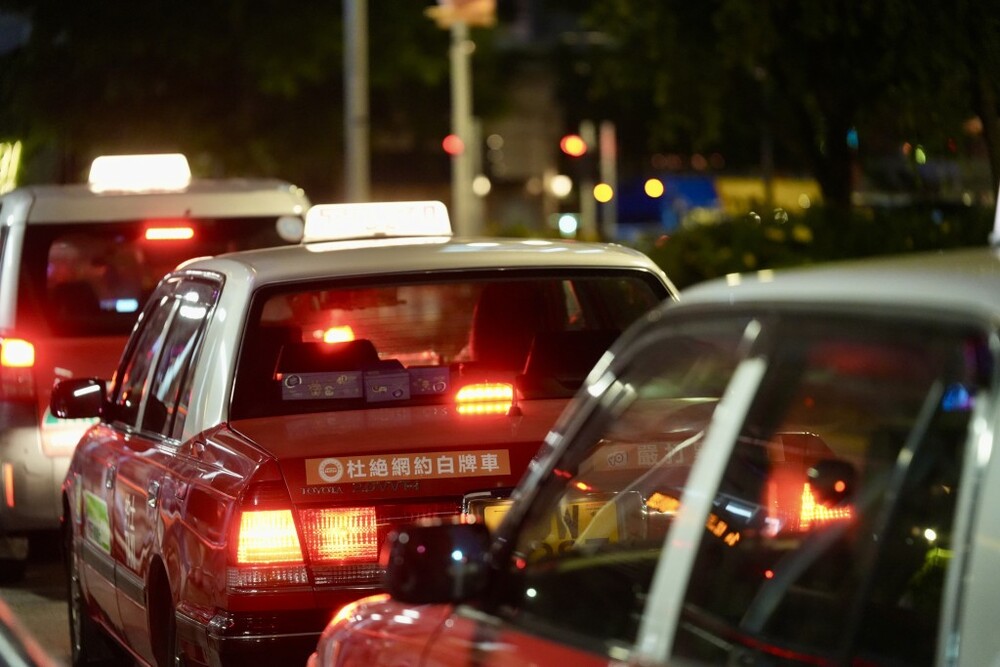 Divided reactions towards regulating online car-hailing platforms