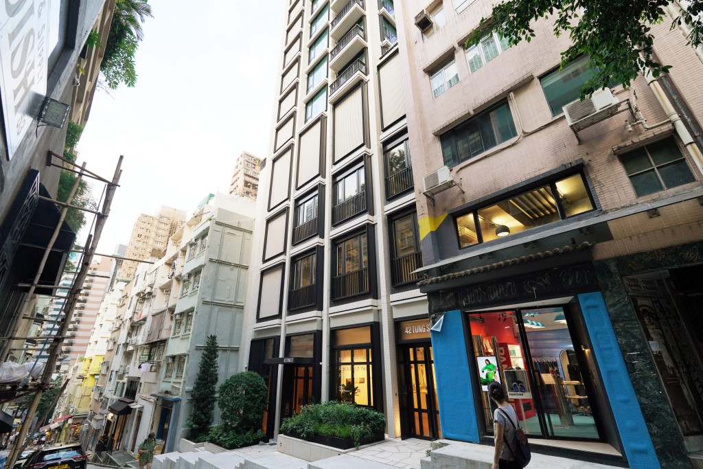 42 Tung St. tenders its first duplex flat