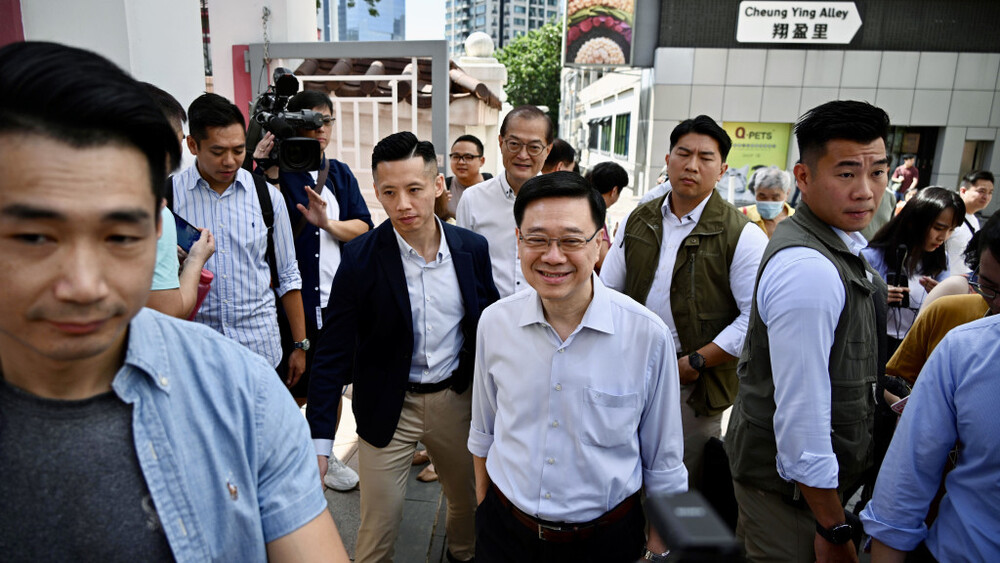 John Lee visits Wong Tai Sin to gather public views on policy address