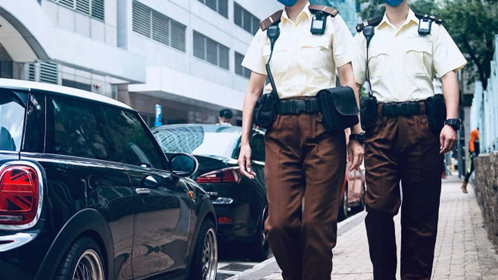 Man arrested for splashing milk tea at traffic wardens over parking ticket
