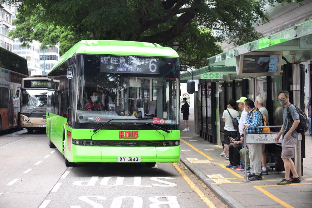 KMB's new electric buses start rolling