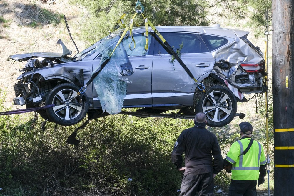 Tiger Woods crash details stay sealed due to privacy issues