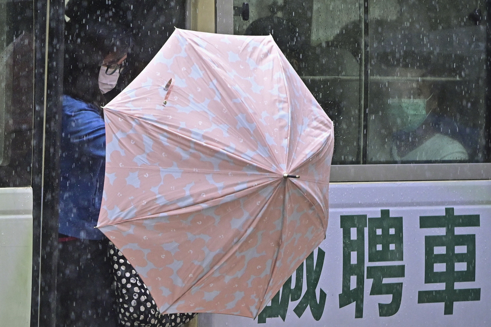 Amber rainstorm signal in force