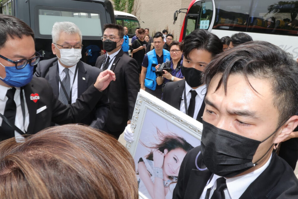 Emotional farewell for singer Coco Lee as final funeral service ends