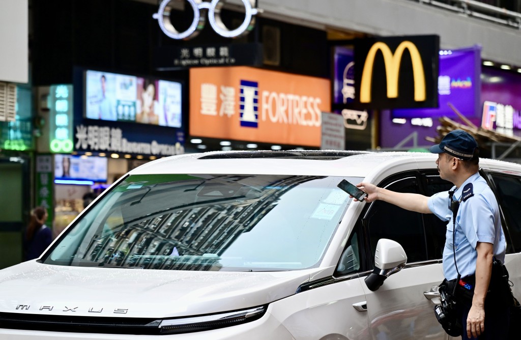 Police to issue e-parking tickets on Jun 15