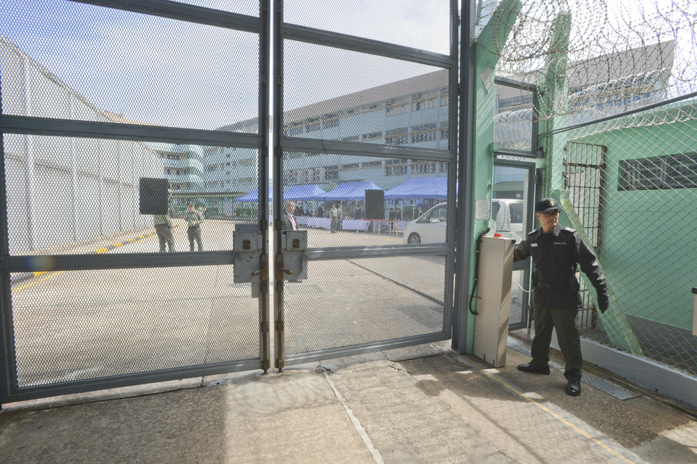 CSD officers allegedly beat inmate, 14