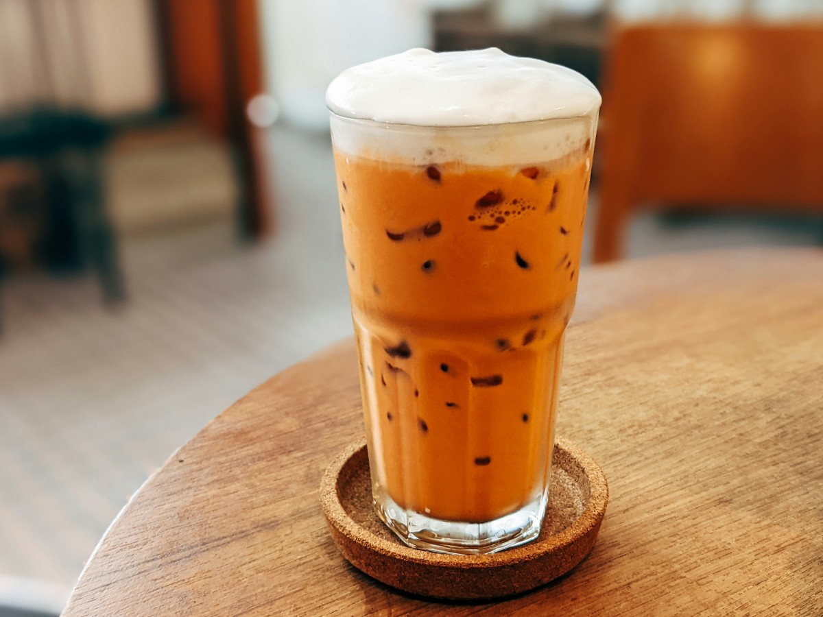 Why does drinking iced milk tea in summer easily cause diarrhoea?