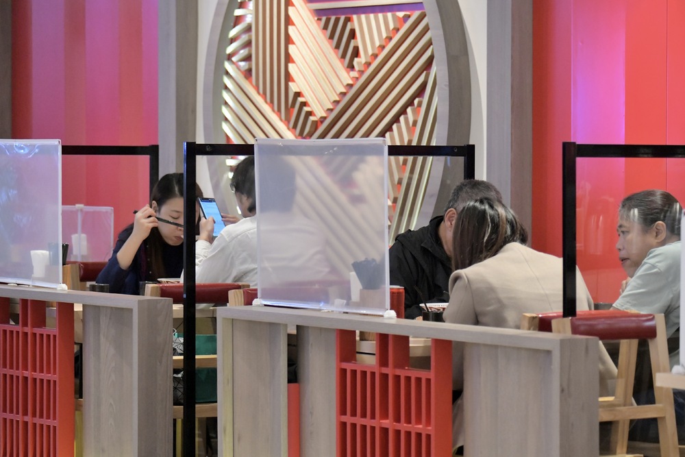 Lack of appetite for serving amber-code tourist dine-in meals