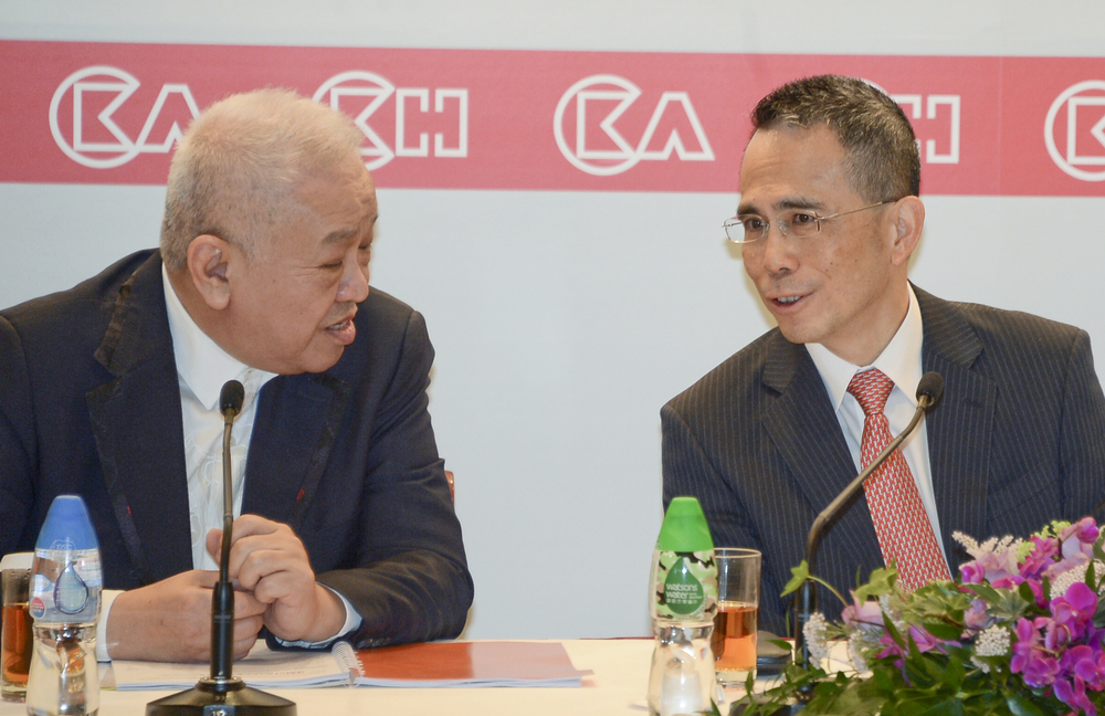 ‘King of Employees’ Canning Fok steps down as CK Hutchison’s co-managing director; Victor Li ...