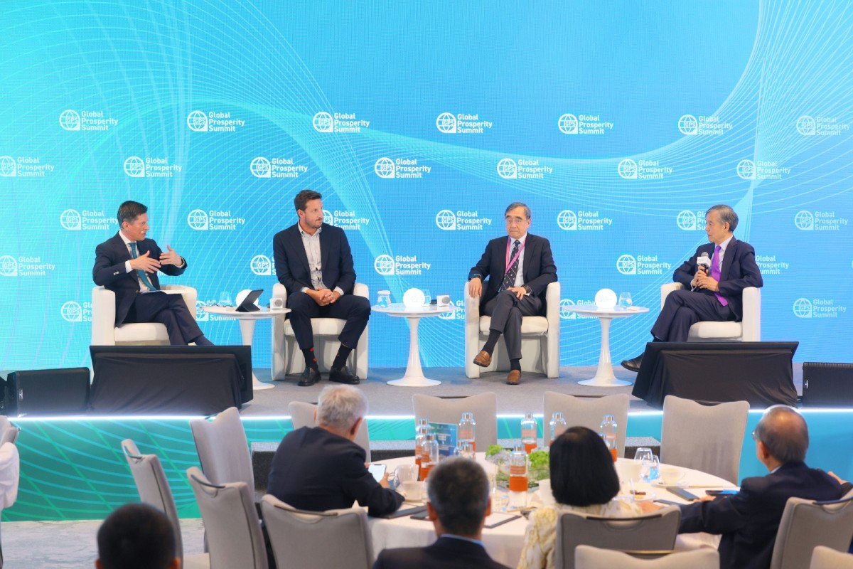 Global Prosperity Summit hosts AI and future work panel on Tue