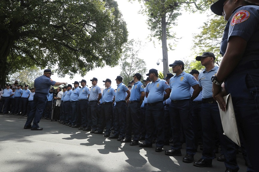 Police officers in the Philippines arrested for kidnapping 4 tourists ...