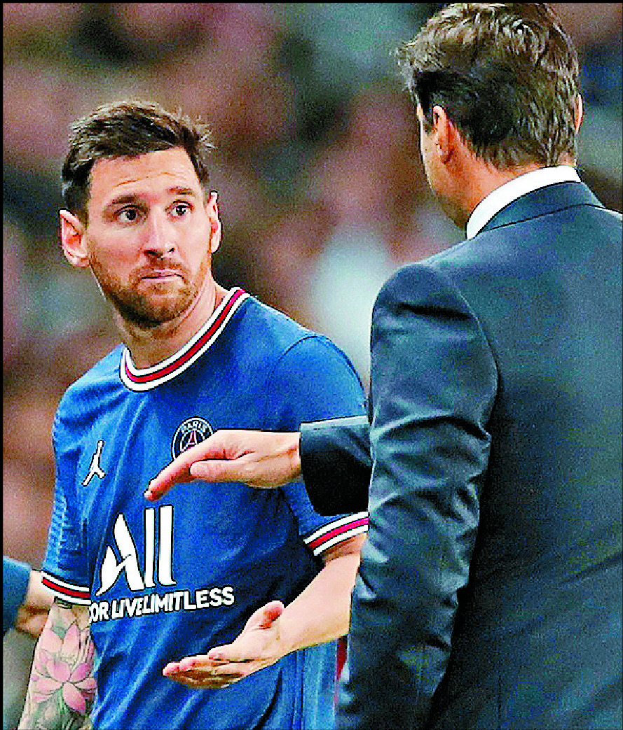 Messi 'okay' with being subbed, says Pochettino