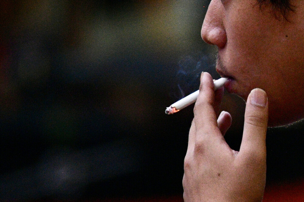Concerns over impact on tourism after LegCo passes tougher smoking laws