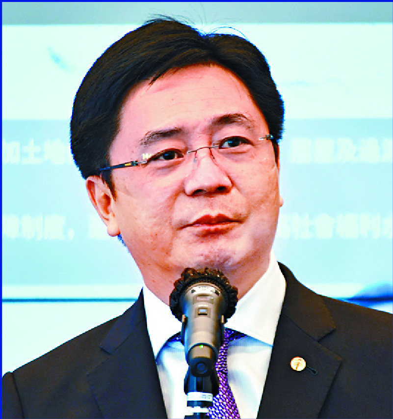 Will the real Chan Pui-leung please stand up?