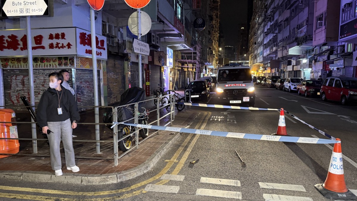 Gang with hammers, crowbar targets wrong flat in Mong Kok, one arrested