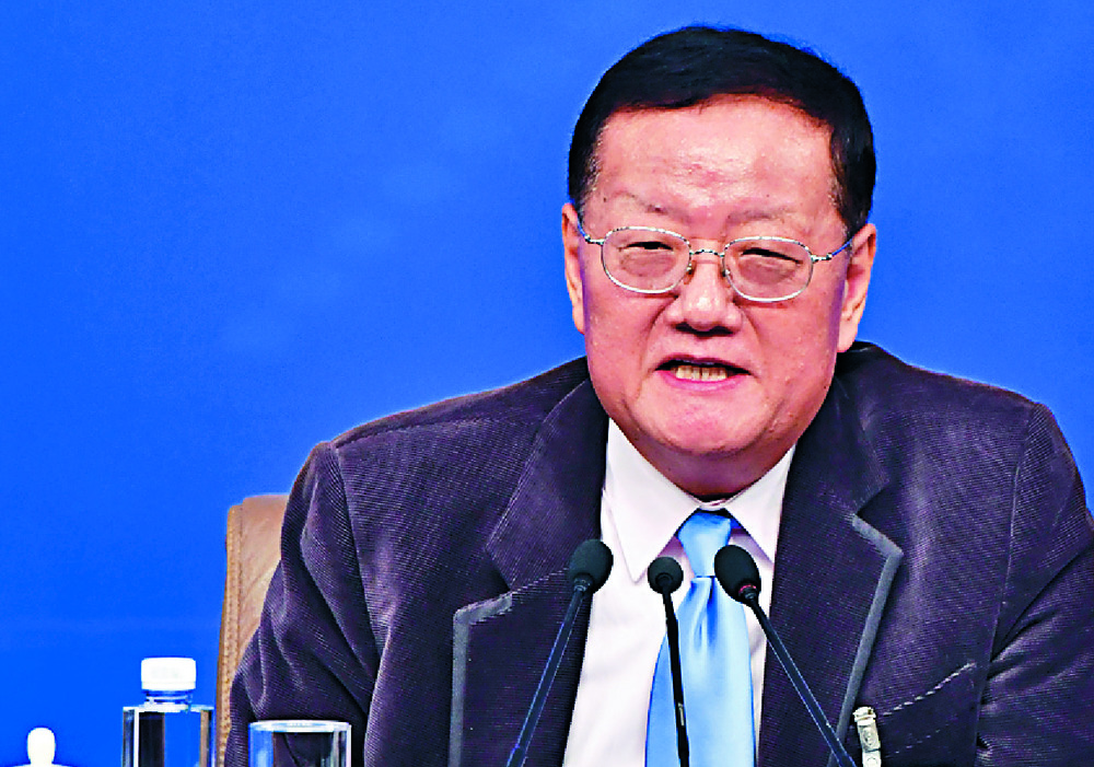 Phoenix rises over talk Liu family stepping down amid scandal