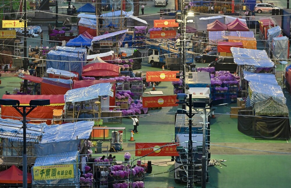 LNY Fairs begin with the return of dry goods and fast food stalls