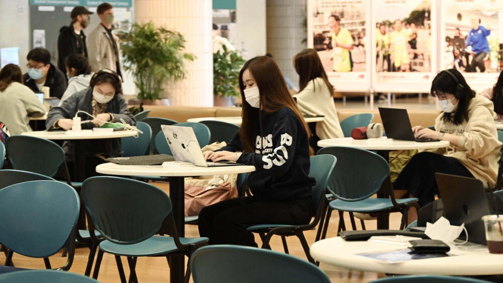 DSE to see candidates mask up for English speaking test