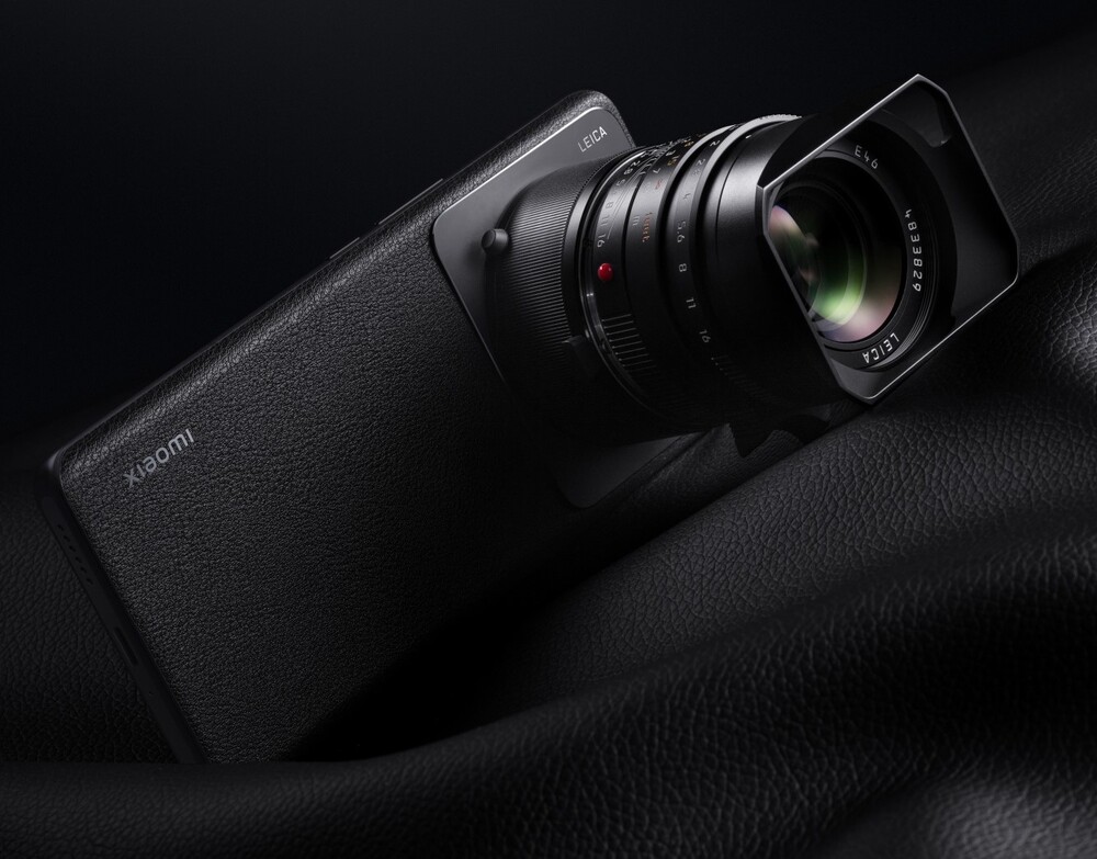 Xiaomi launches novel camera phone as sales slump