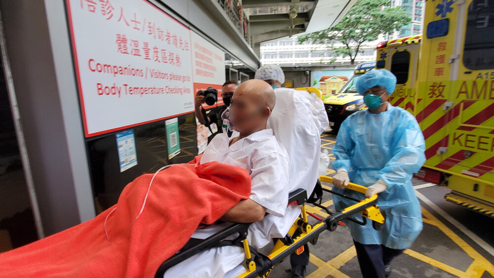 Tsim Sha Tsui kitchen worker cuts off three fingers in blender accident