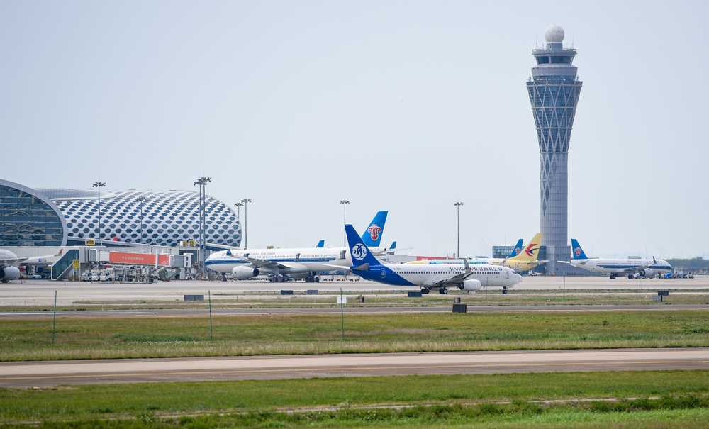 Green health code and negative test result required when leaving Shenzhen