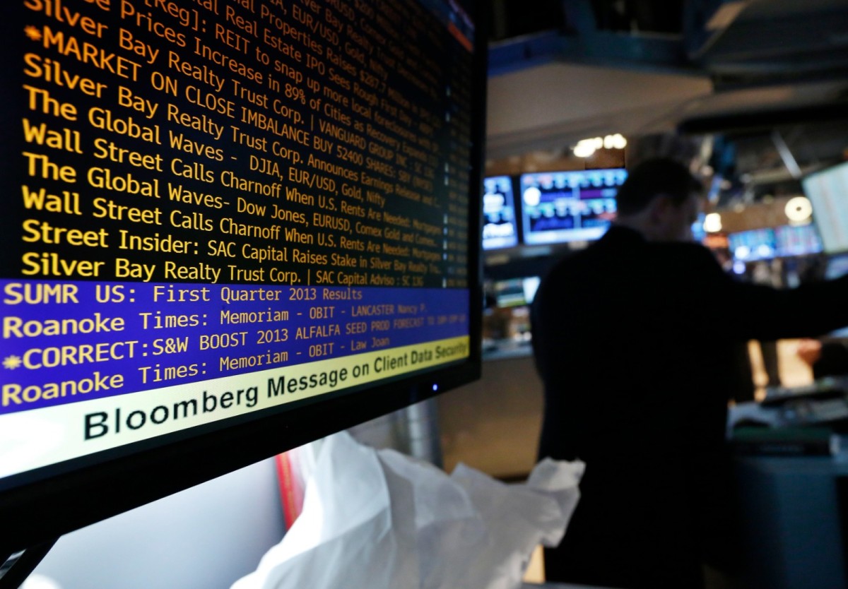 Bloomberg terminal suffers outage, delays UK gilt sale - UK DMO, traders