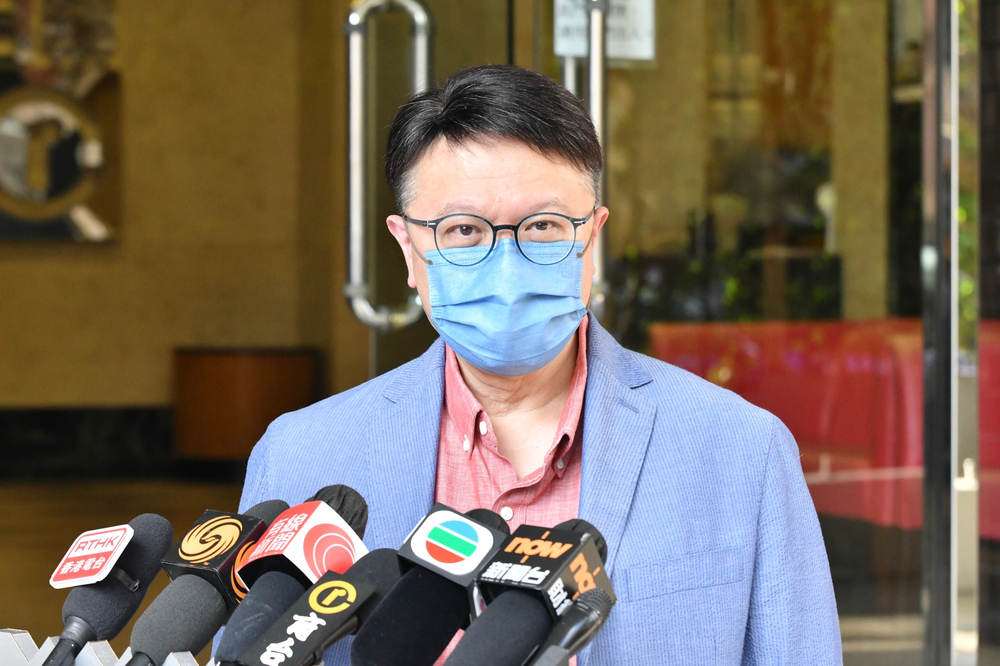 Three doses for Sinovac takers to count as fully vaccinated: David Hui