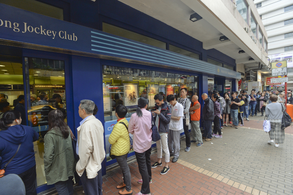 Club back to corner punters in reopening