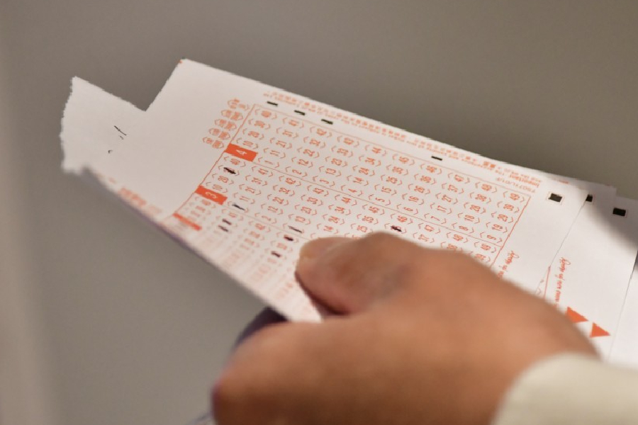 Mark Six jackpot hits $15m for tonight's draw