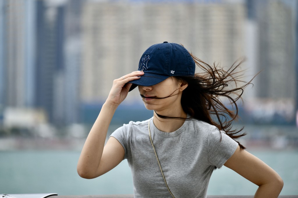 Winter begins with warmth as Fung-wong looms next week