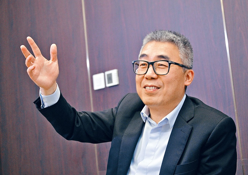 Li Ruigang slams TVB to be outdated, "hugely dissatisfied” with its ...