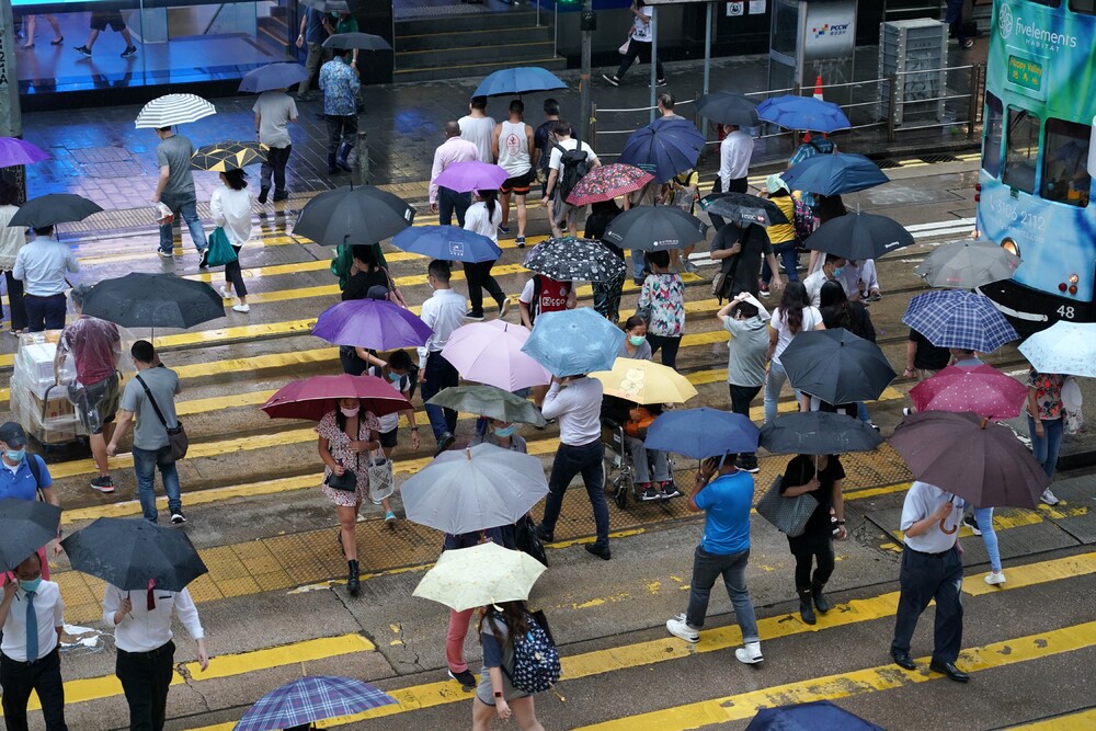 Amber rainstorm signal in force