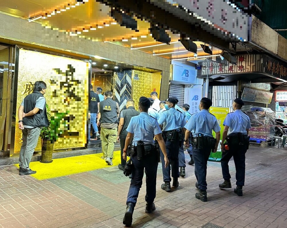 Fifty-one people arrested in anti-crime operations in Mong Kok