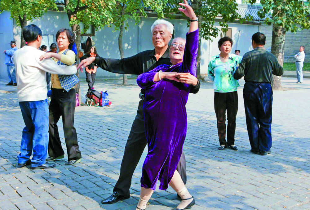 Silver spenders hold sway