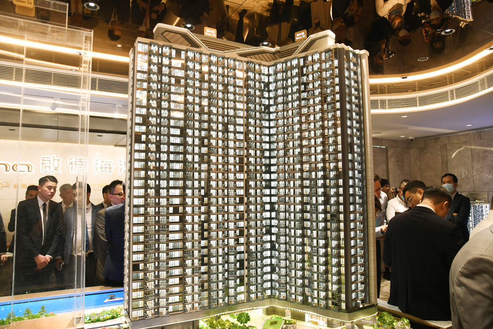 New Kai Tak flat prices slashed ahead of policy address