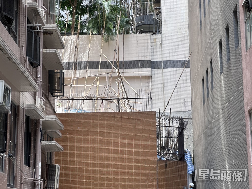 Scaffolding collapses on Conduit Road, two workers injured