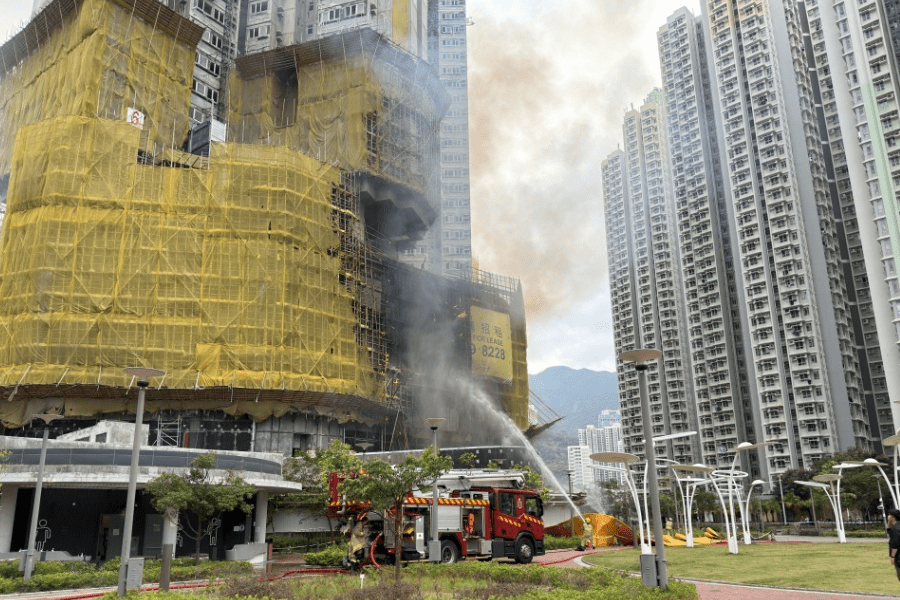 Fire at Kai Tak construction site prompts evacuation of hundreds