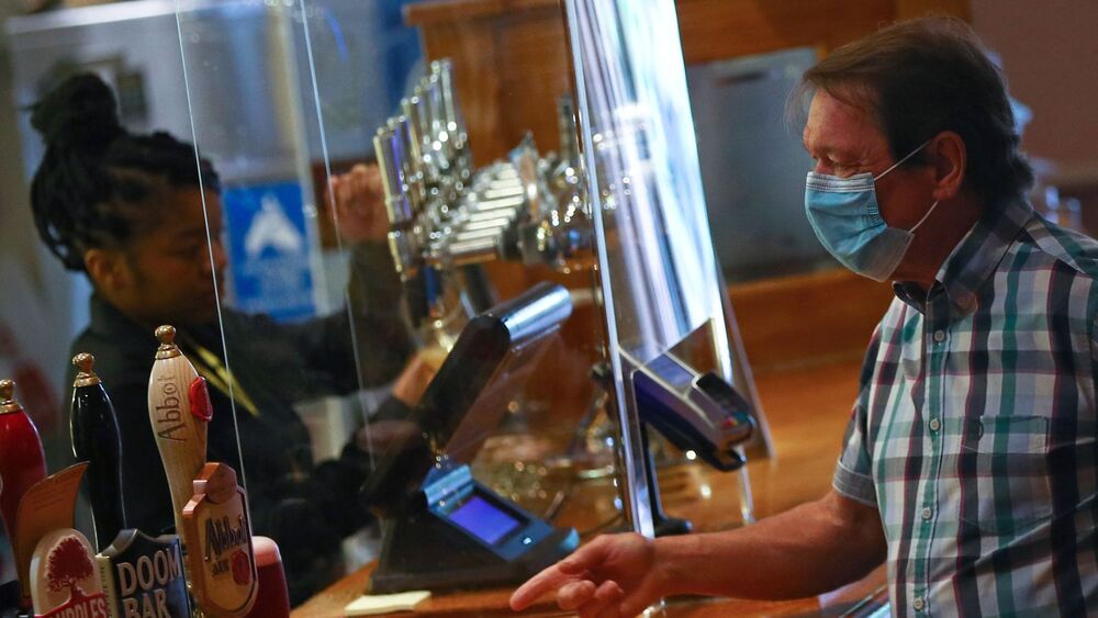 Beer sales in UK pubs plunge in 2020