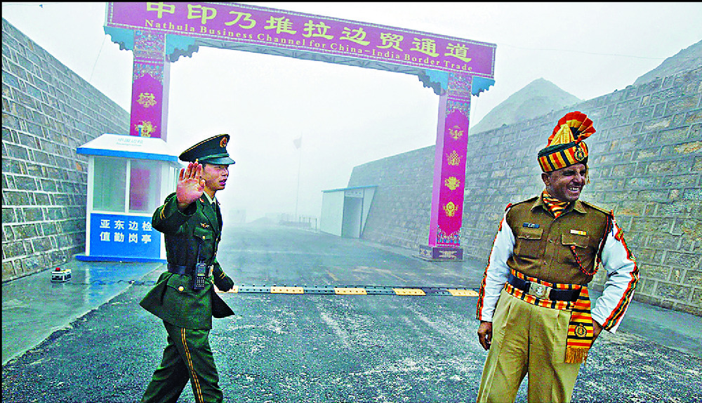 High-altitude border fistfight
