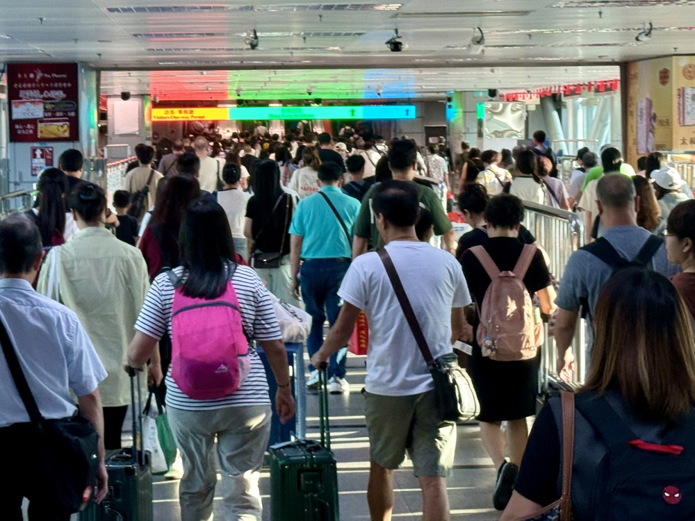 Cross-border crowds expected amid Easter holiday