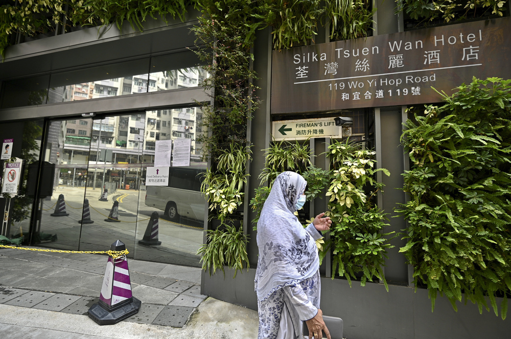 Eight helpers flying in today after hopes dashed