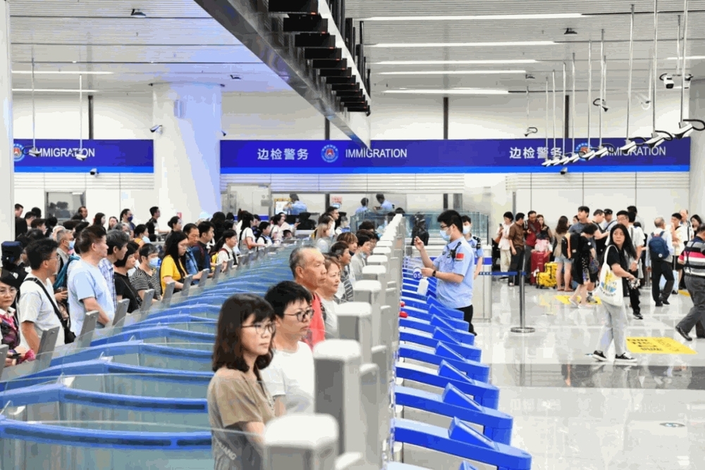 More Shenzhen-HK border ports in planning, says mainland official