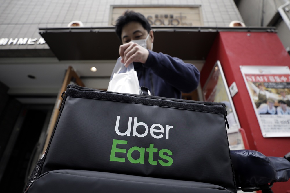 Uber Eats announces new insurance package for its deliveryman