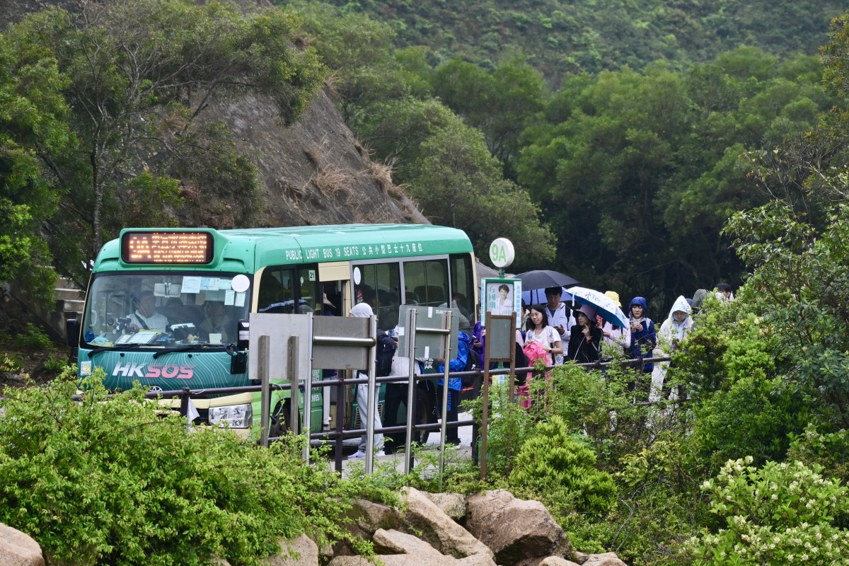Expanded route 9A service to ease Golden Week queues at East Dam